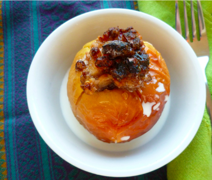Baked Apples With Dates – Fresh Bites Daily