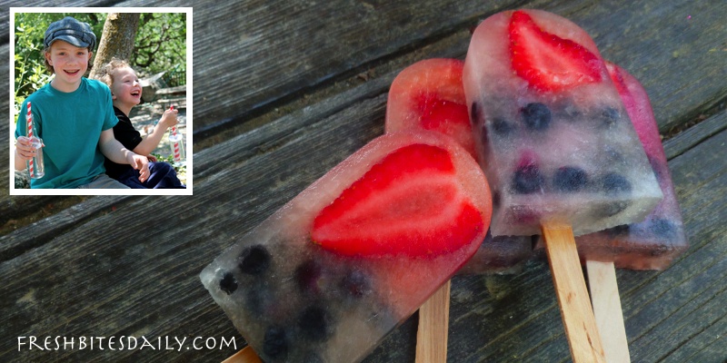 Patriotic popsicles with a key tip on color – Fresh Bites Daily